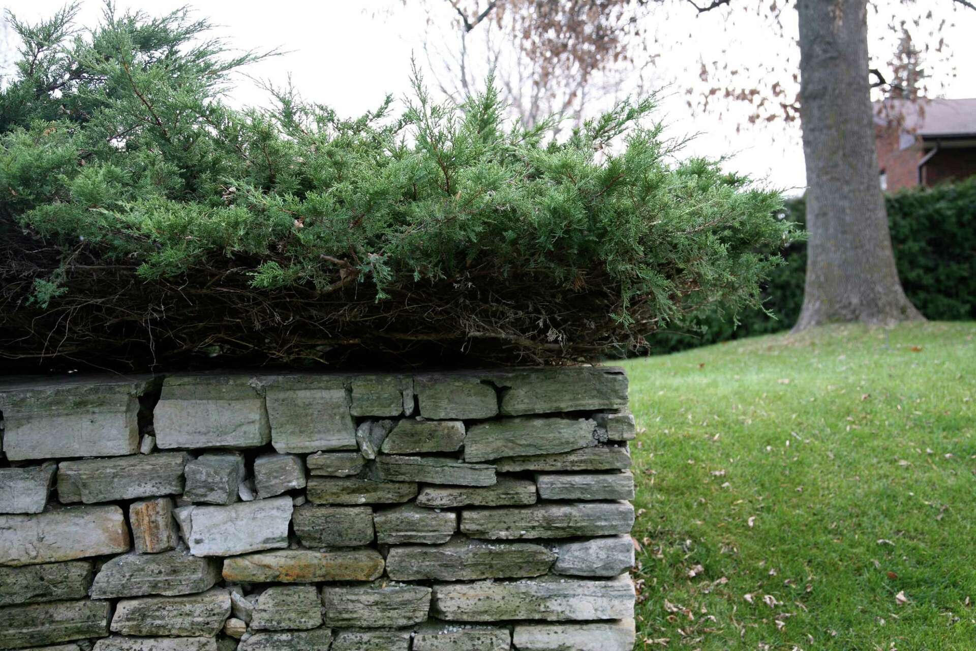 How to Make a 90-Degree Turn with Landscape Blocks