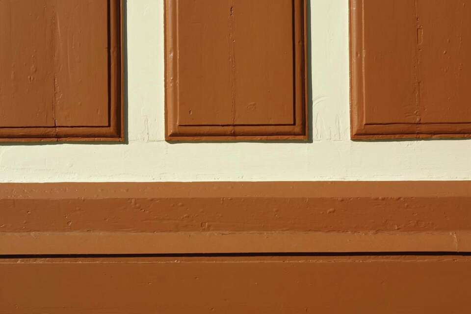 How to Make Colonial Wall Paneling