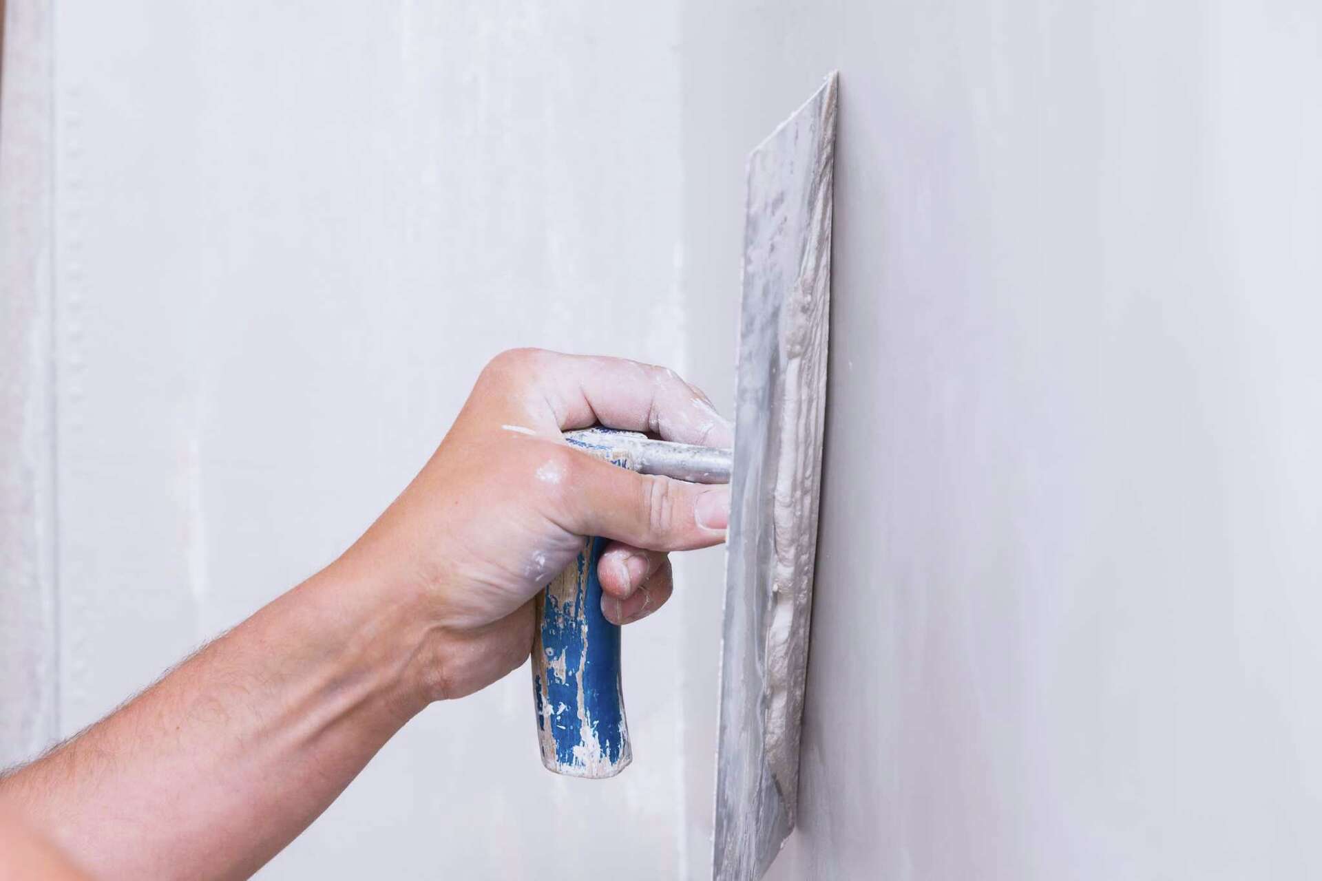 How to Skim Coat Concrete Blocks