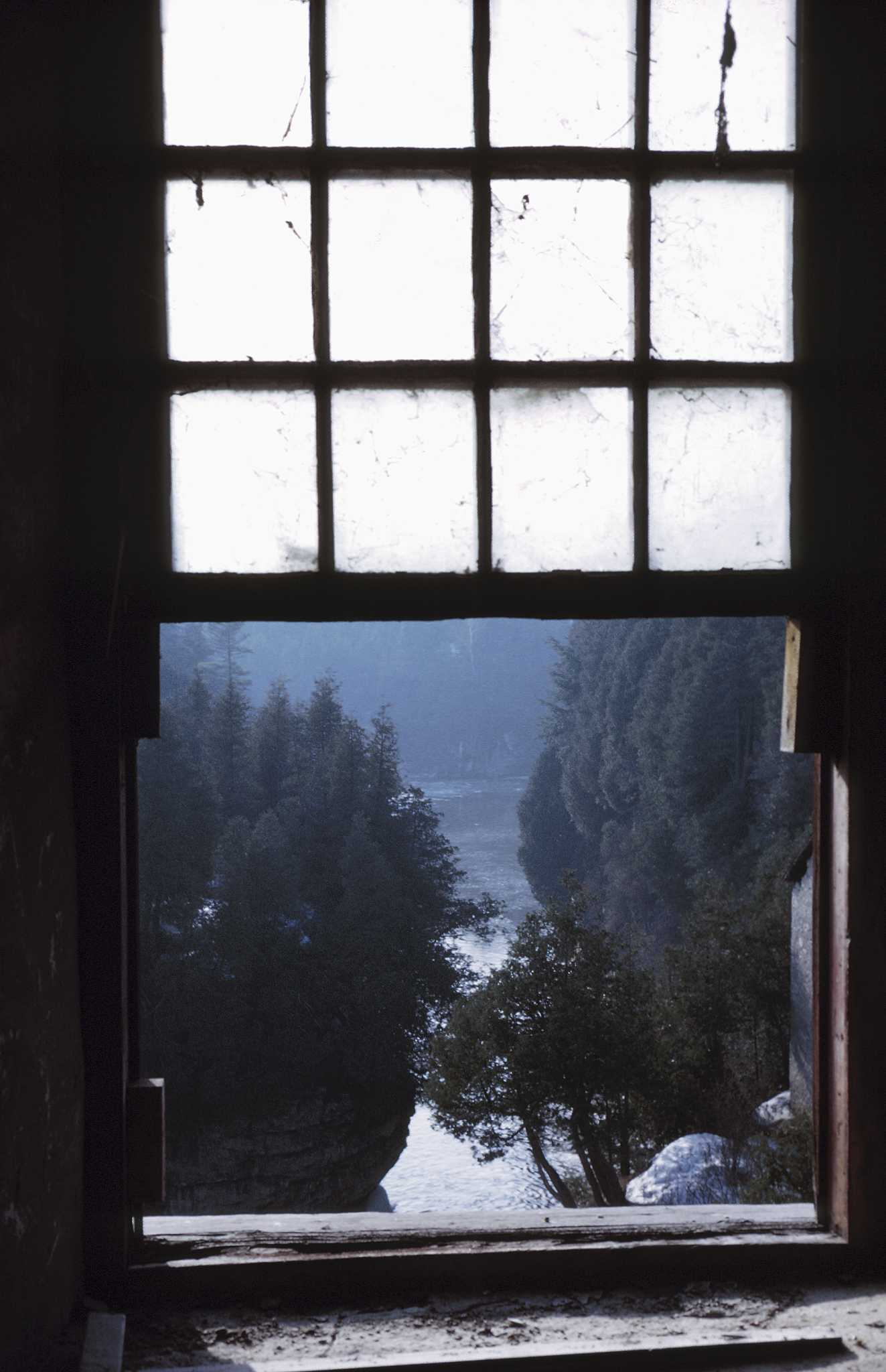 How to Make a Sliding Window Easy to Move