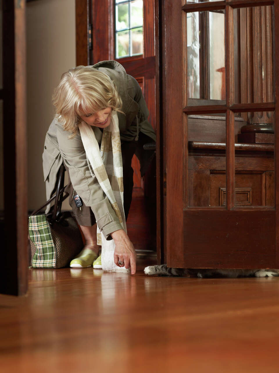 How to Make a Threshold With Two Different Heights of Hardwood Flooring