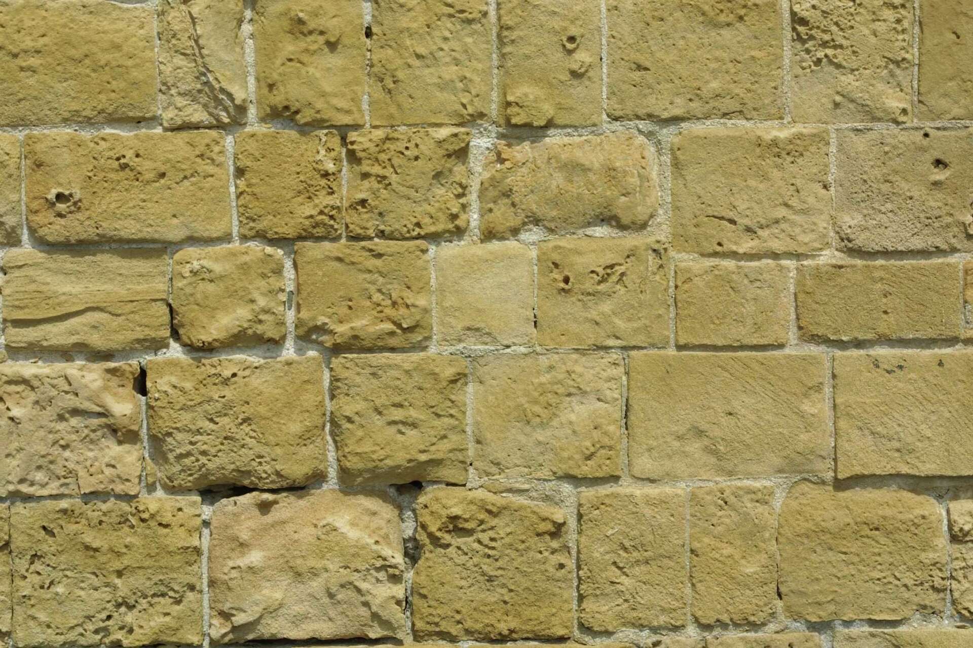 How to Make a Wall Look Like the Inside of a Castle