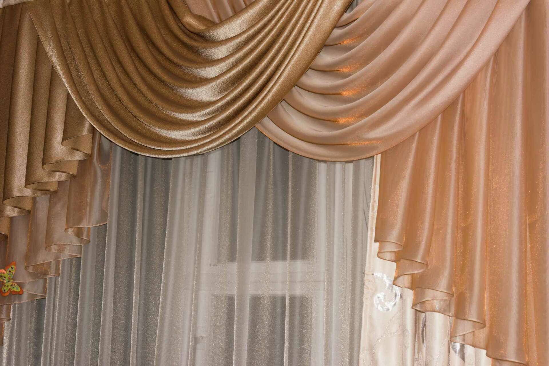 How to Make Waterfall Valances