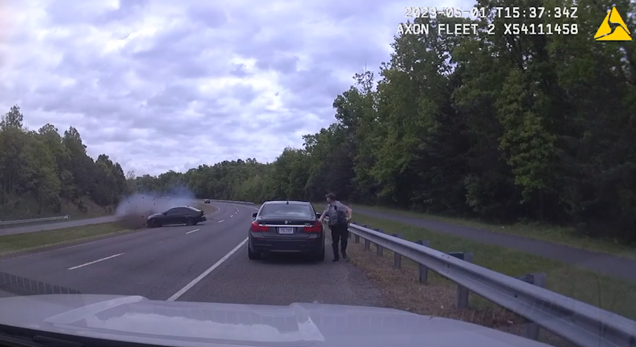 Video: Dashcam captures high-speed crash during traffic stop in Virginia Video: Dashcam captures high-speed crash during traffic stop in Virginia