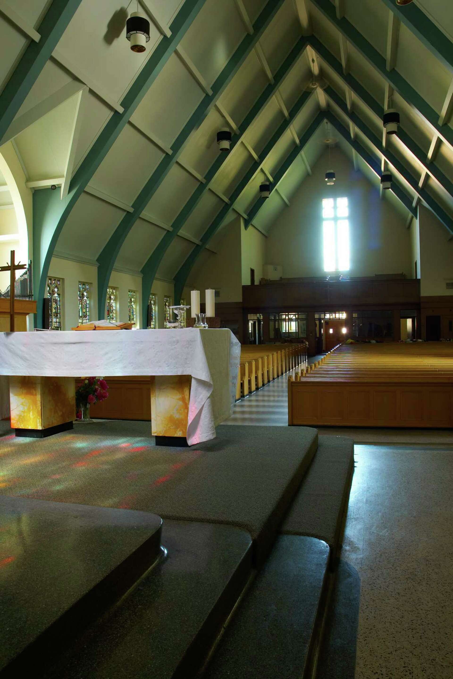 How to Measure Cathedral Ceilings