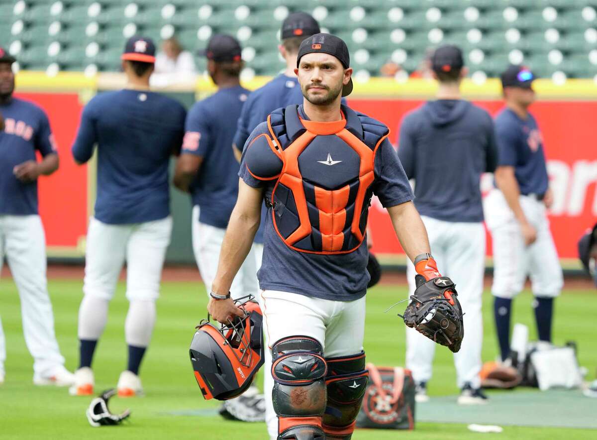 Houston Astros: Offense struggles to get hits in loss to Giants