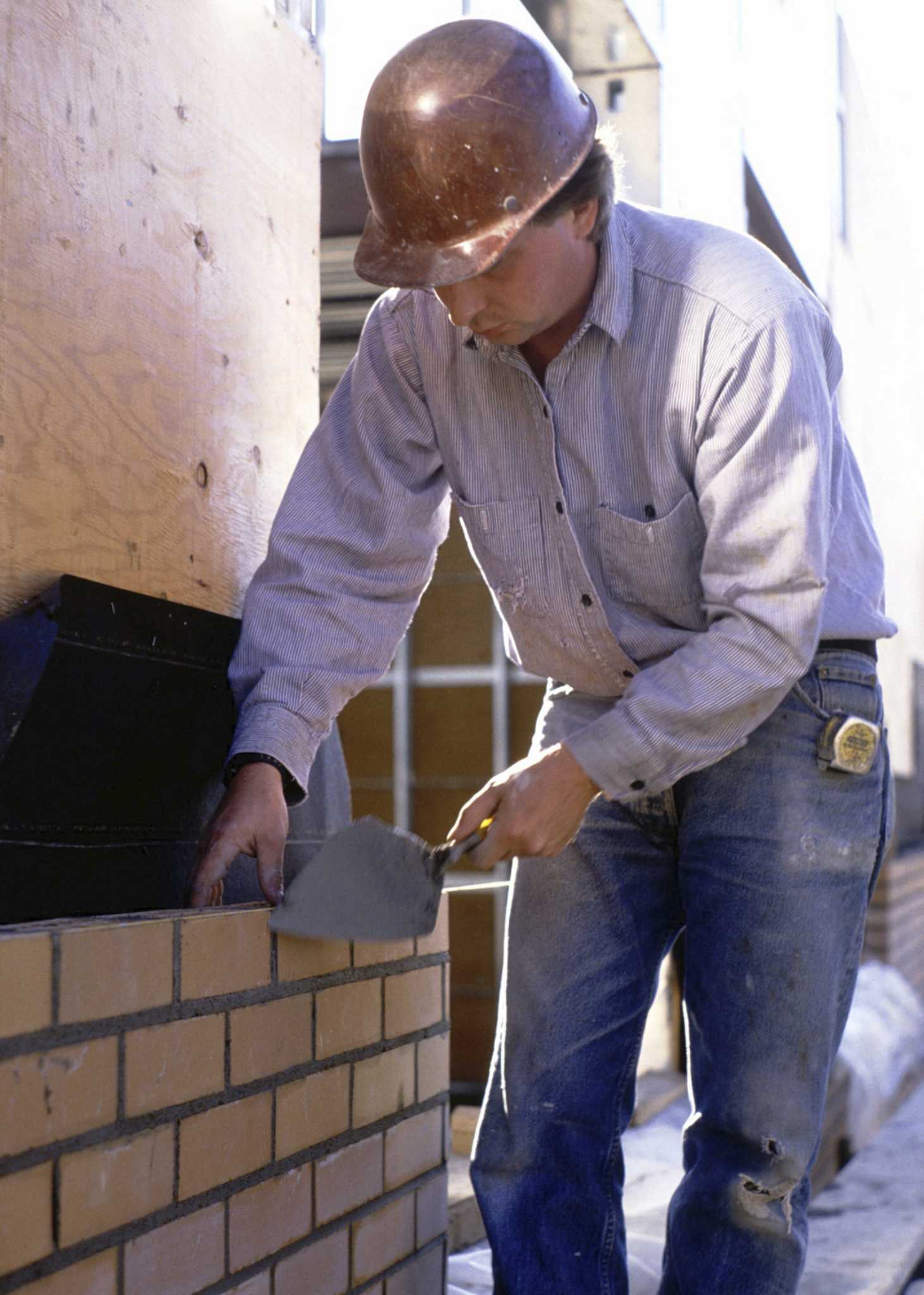 How to Mix a Filling Mortar