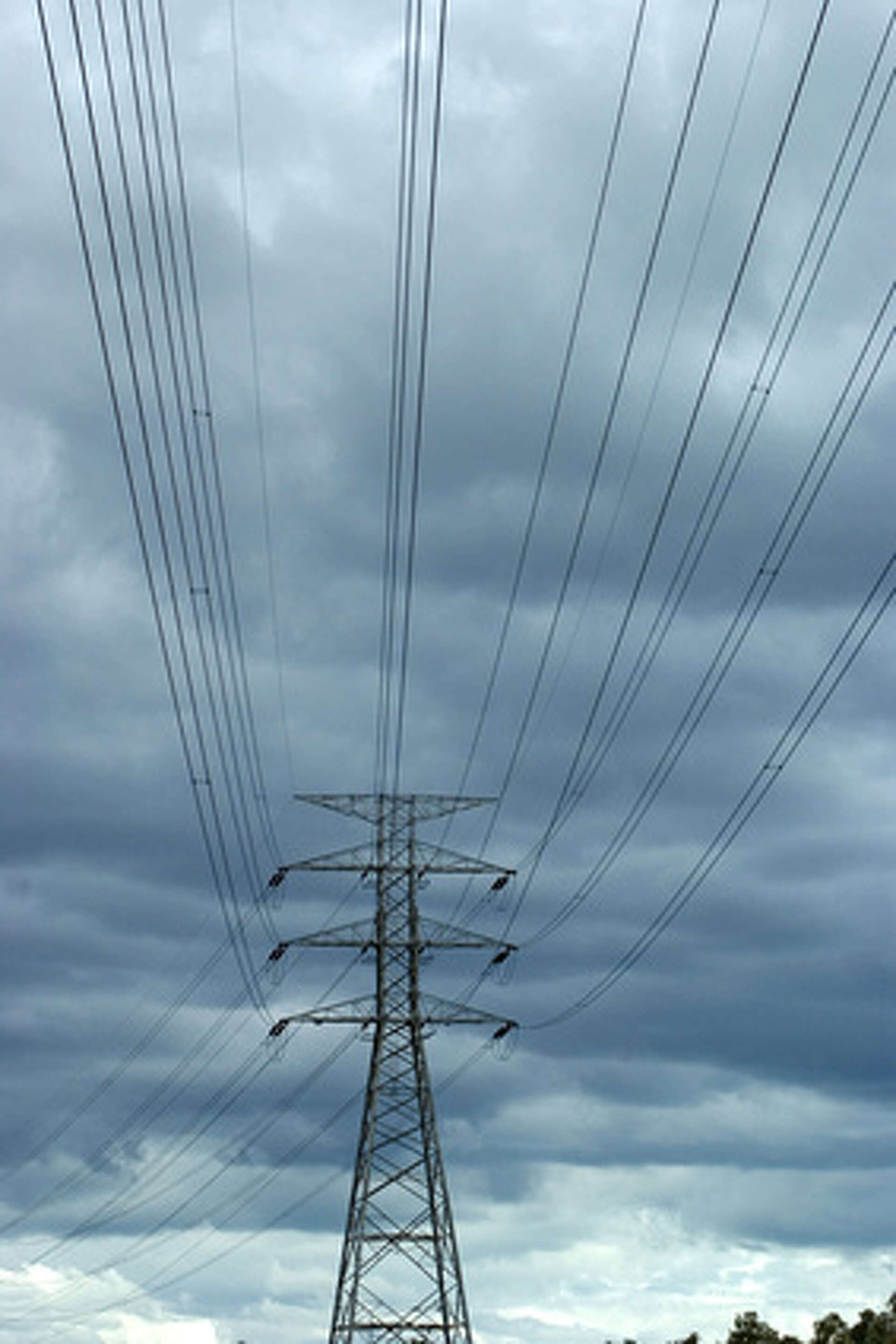 How Much Do Power Lines Lower Real Estate Value?