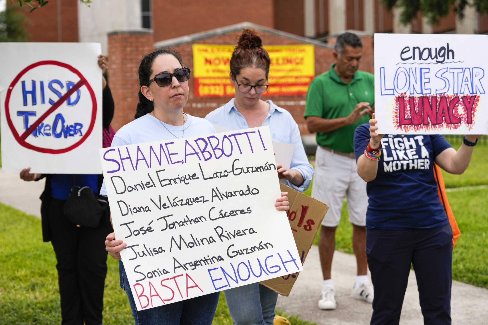 Gov. Greg Abbott's voucher tour interrupted by protesters in Houston