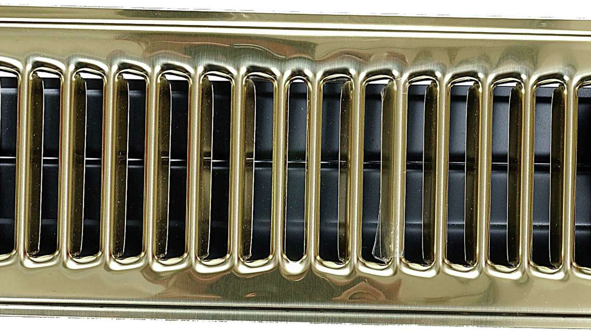 How to Open & Close Ceiling Air Vents