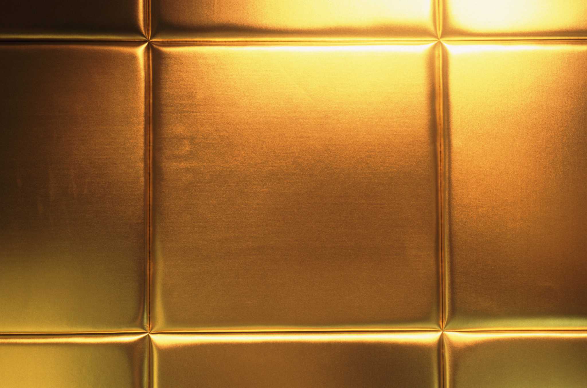 Tips on Cutting & Installing Metal Tile Backsplash