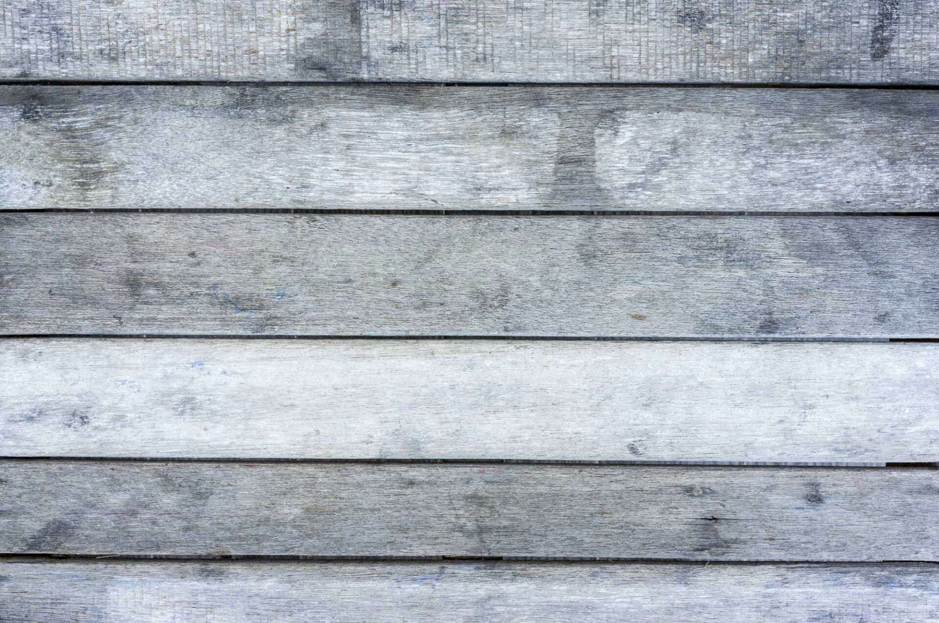 How Do I Pickle Fake Woodgrain Paneling?