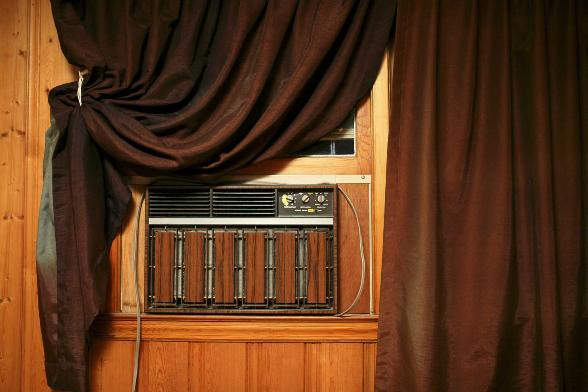 How to Pick a Wall Unit Air Conditioner