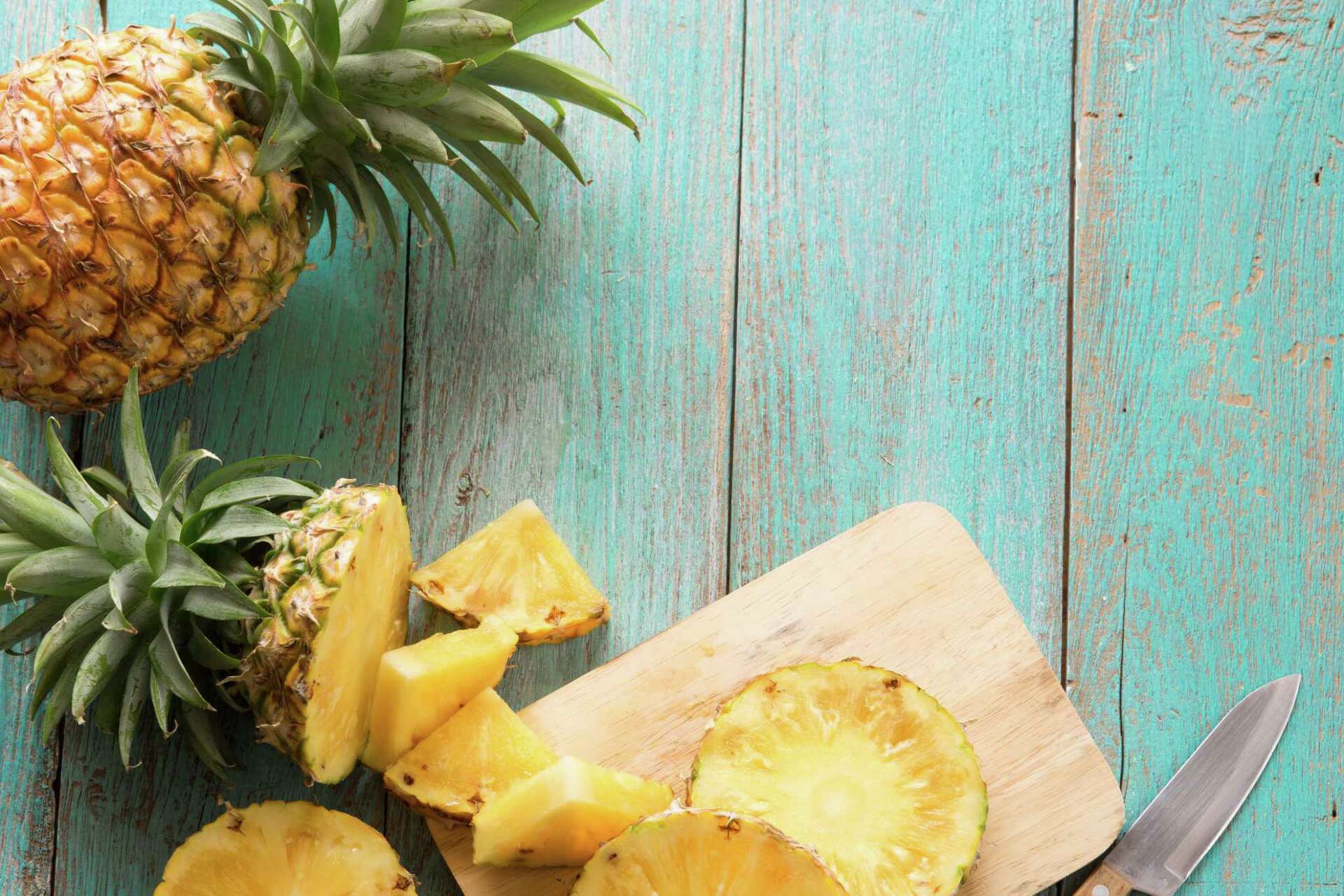 How to Know When a Pineapple Is Ripe & Ready to Be Picked From the Plant