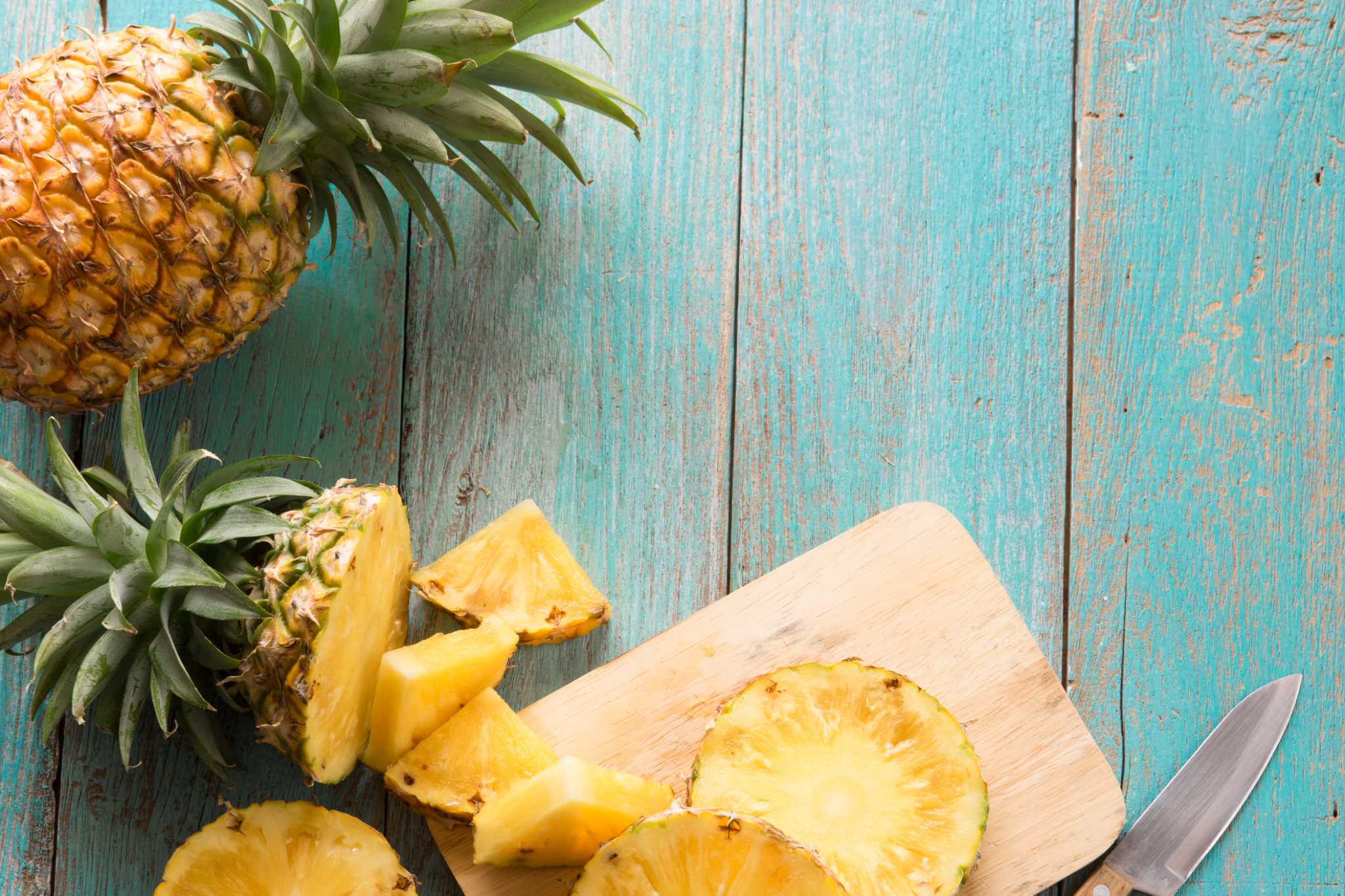 How to Know When a Pineapple Is Ripe & Ready to Be Picked From the Plant