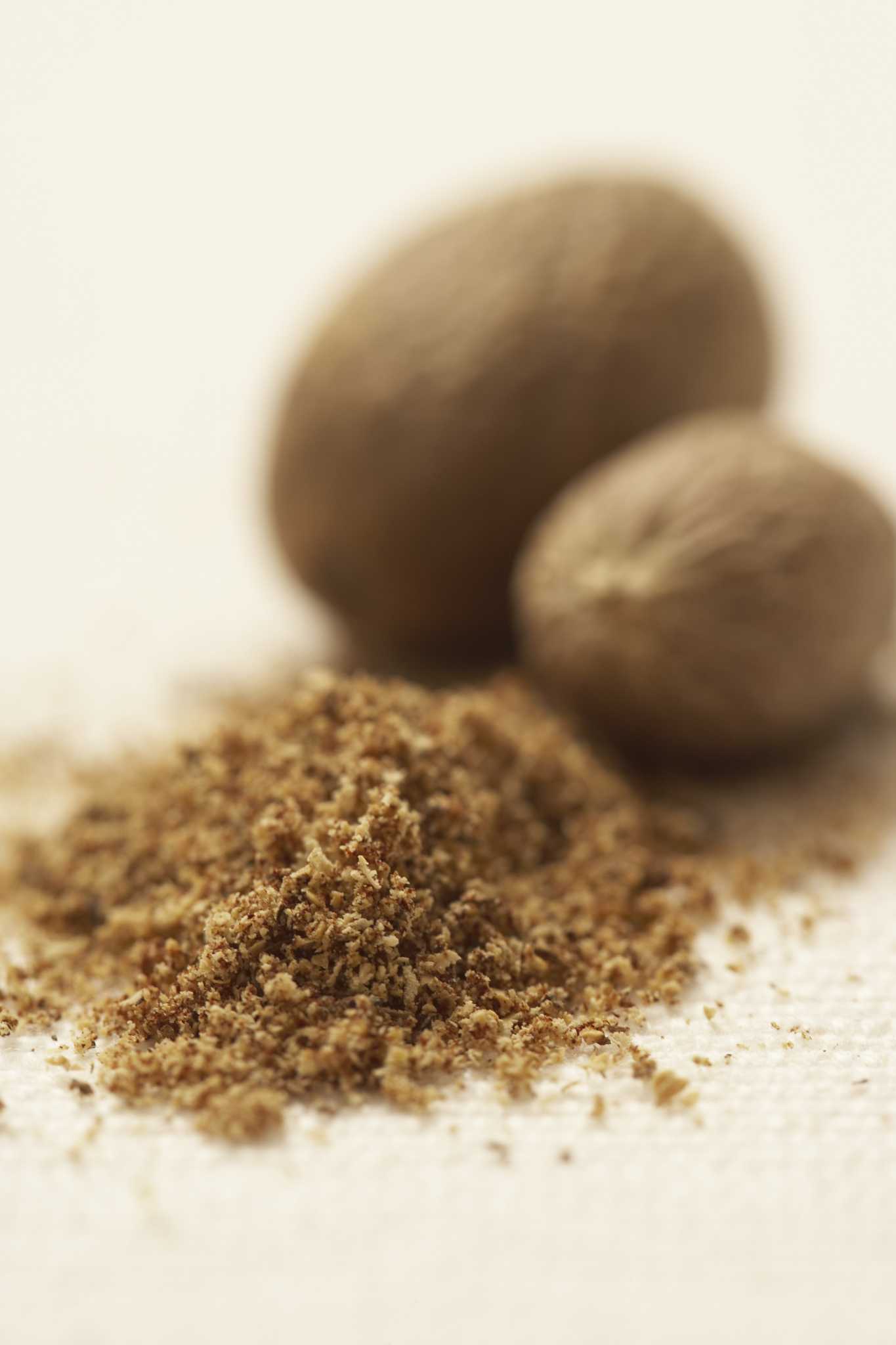 How to Plant a Nutmeg Tree