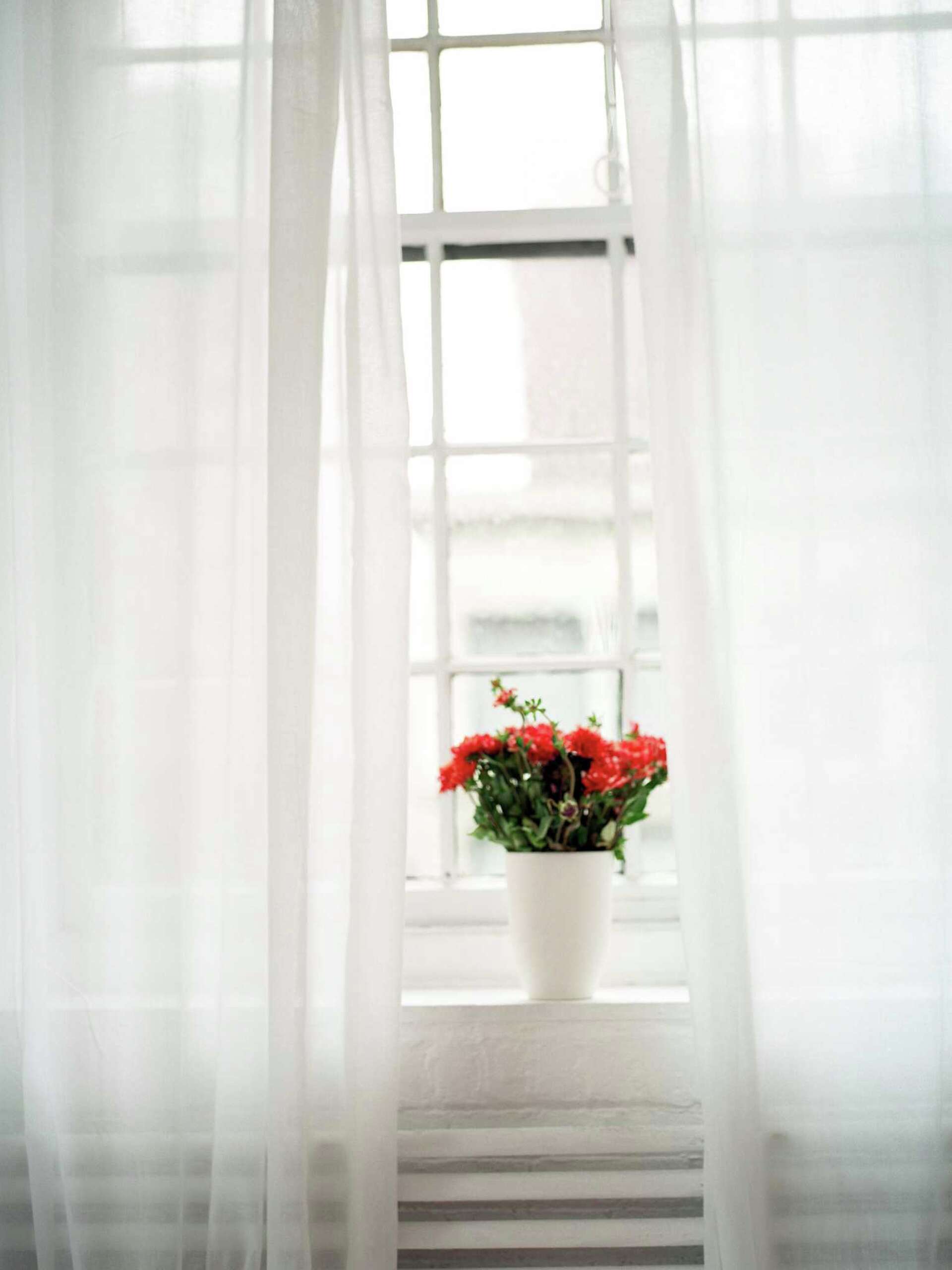 How to Use Drapery Weights