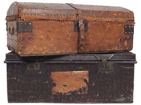 How to Use Steamer Trunks in Your Living Room