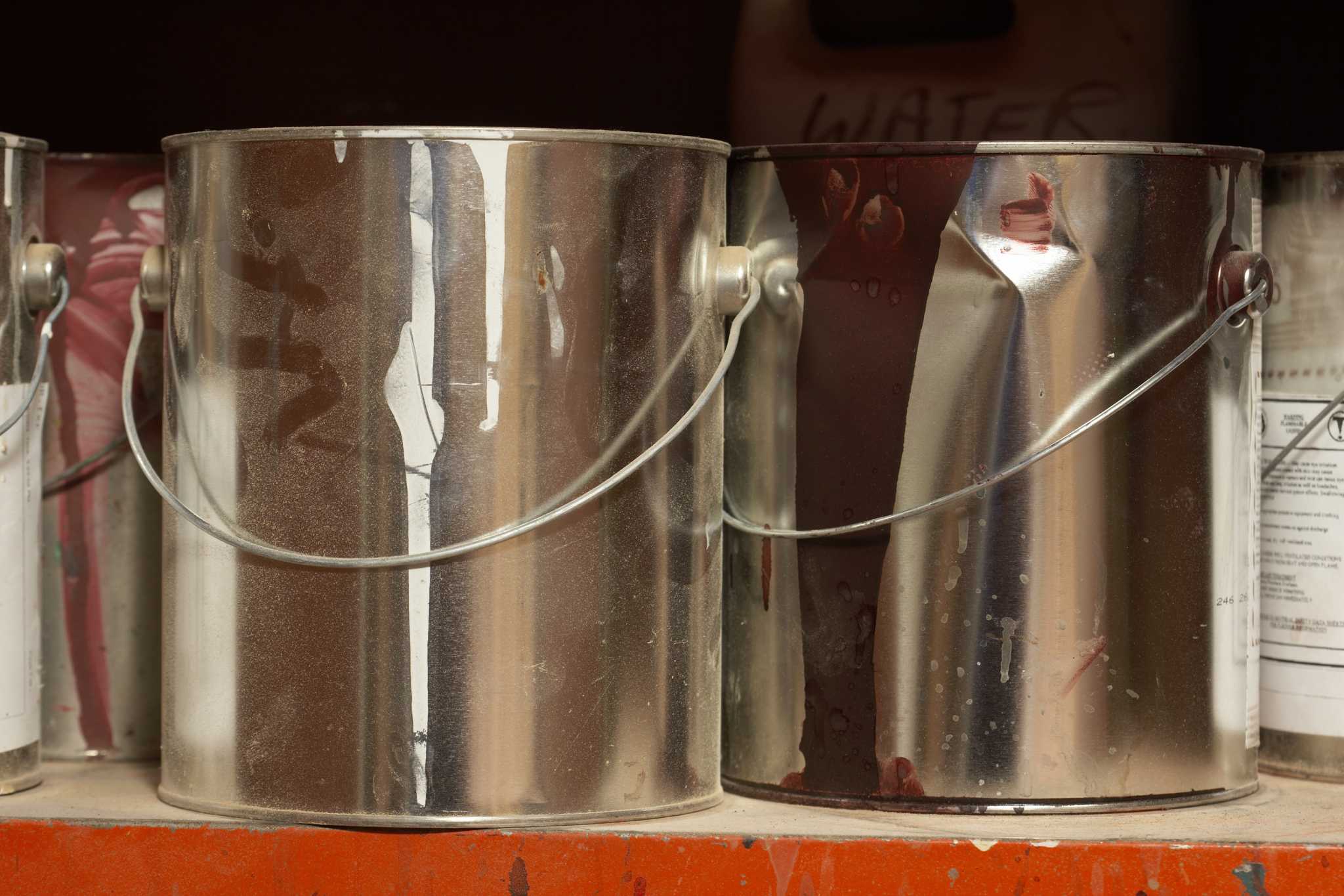 How to Prime Wood With Shellac