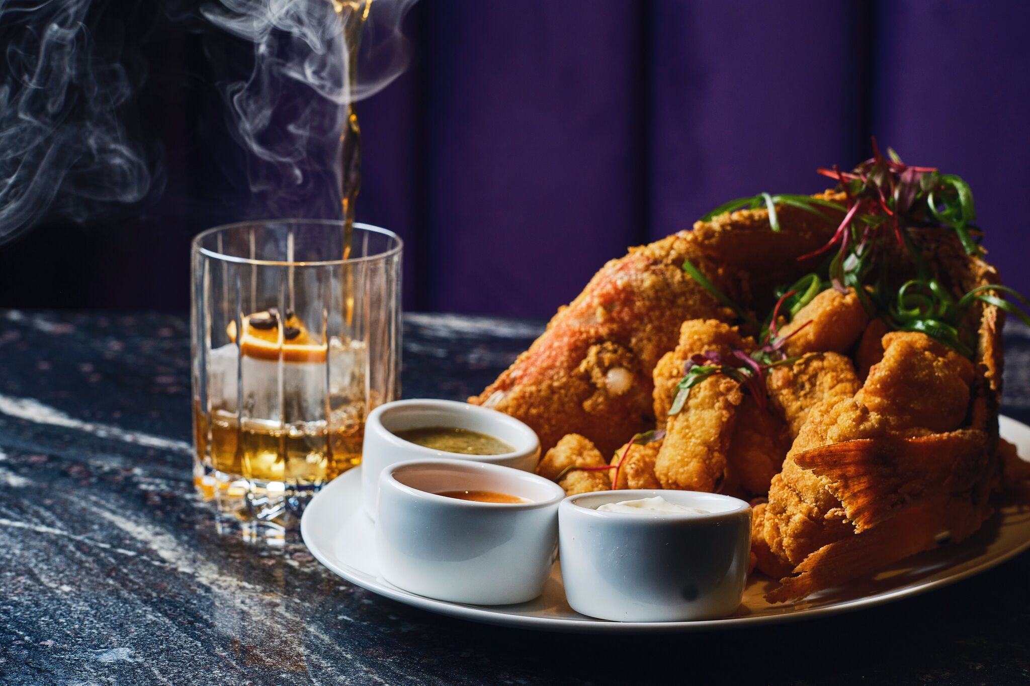 FRNDS restaurant and lounge opens in Rice Village