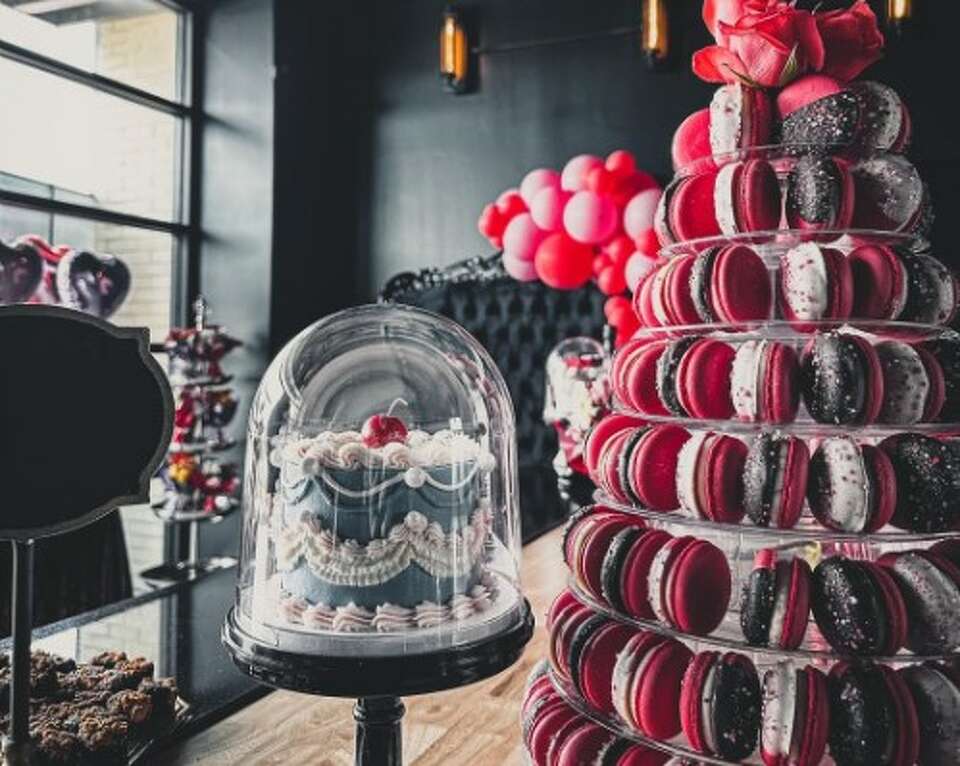New Katy bakery Alchemy Bake Lab offers custom wedding cakes, desserts