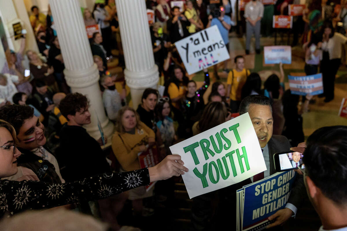 Protesters in Texas House ousted over chants on transgender care ban
