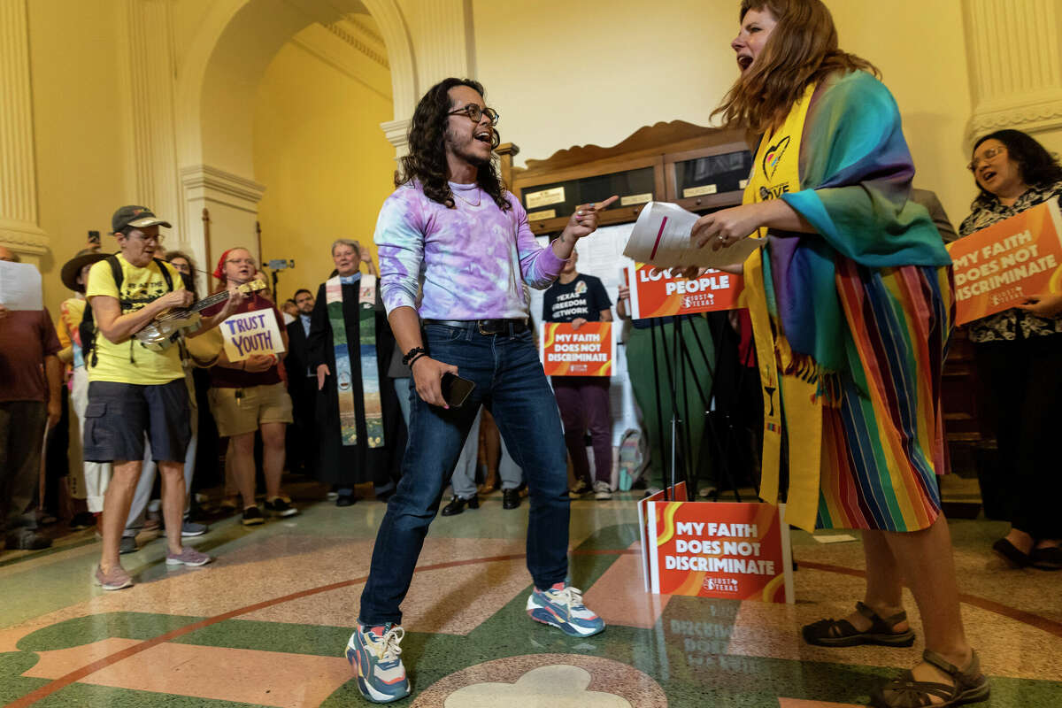 Protesters in Texas House ousted over chants on transgender care ban