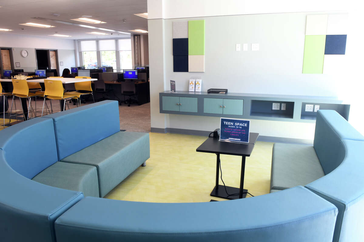 High tech Beardsley library branch opens in Bridgeport