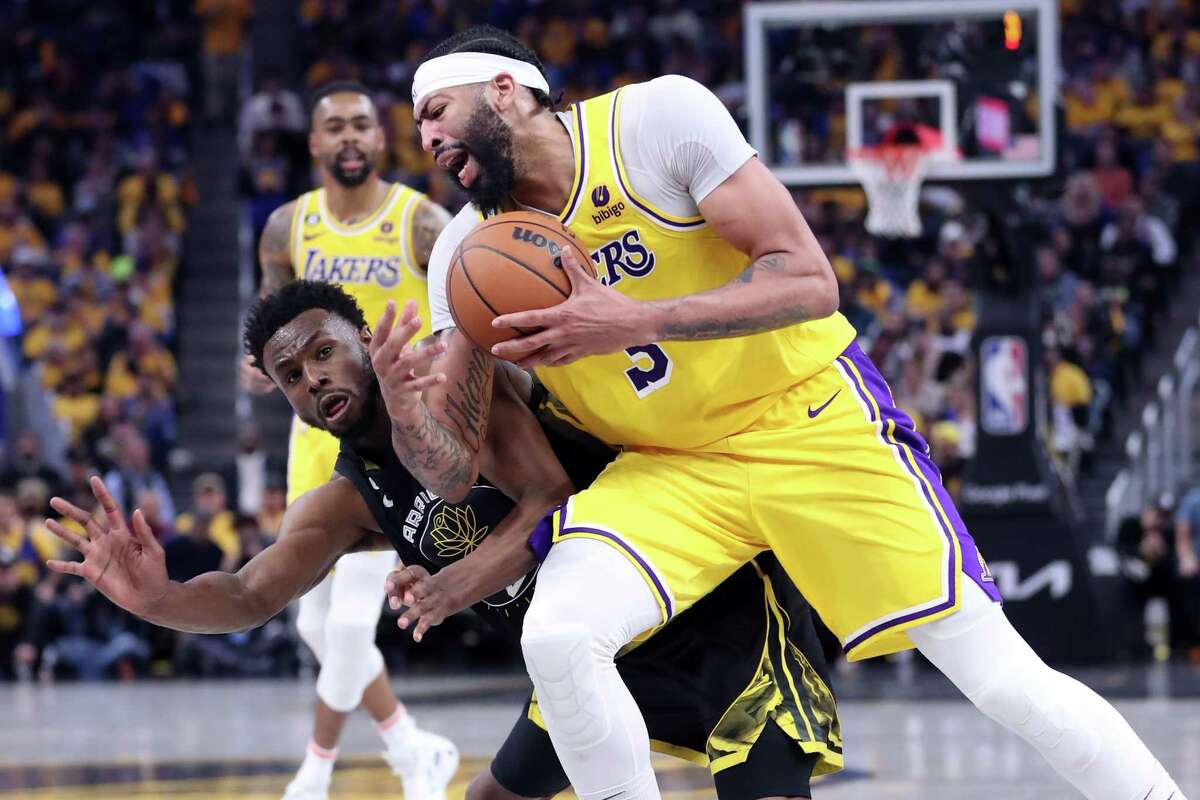 Did Warriors find answer against Lakers in Game 1? It's complicated