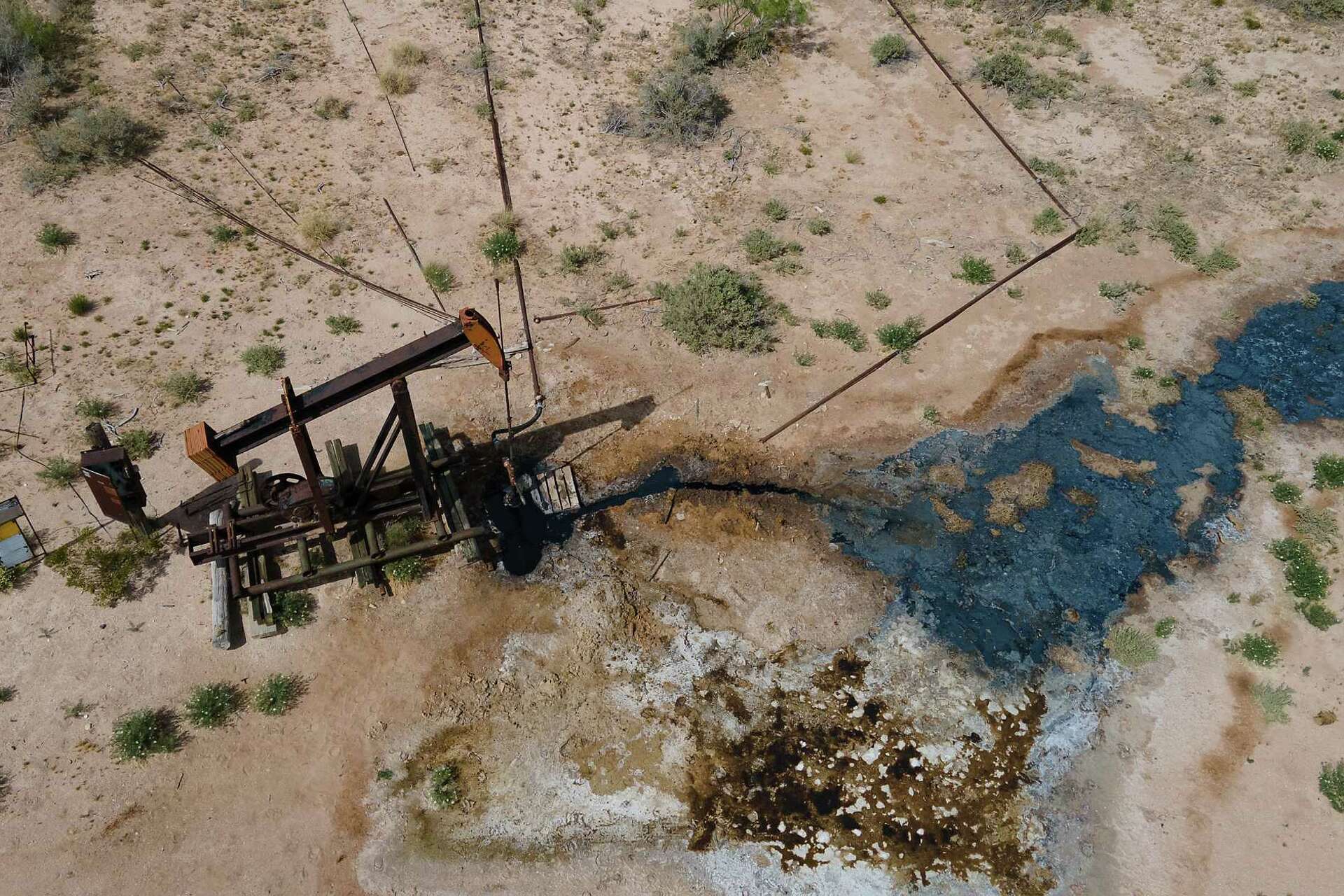 What to know about ‘zombie’ oil wells causing pollution in West Texas