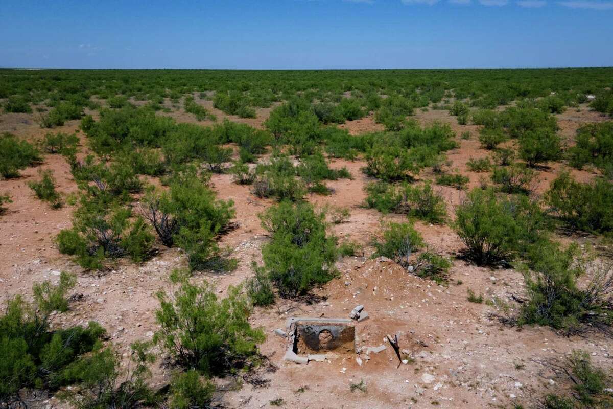 As Texas oil wells leak toxic waste, no one wants to pay to clean it