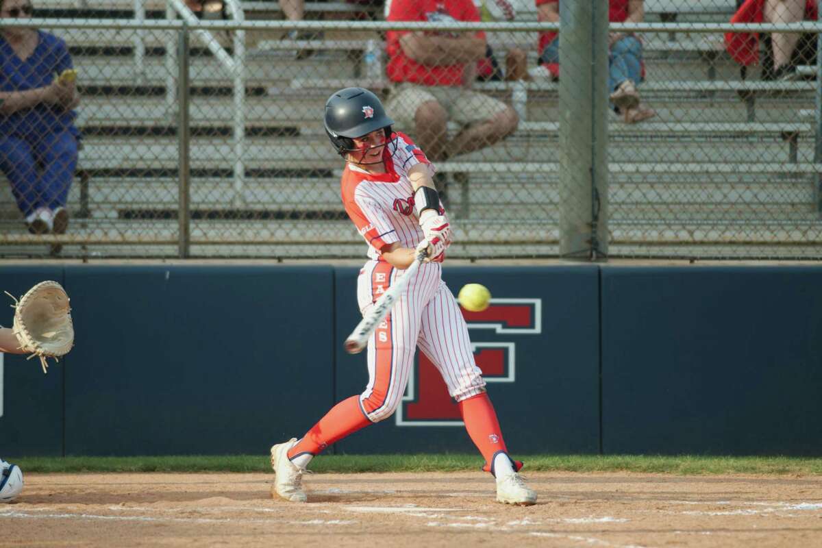High school softball: Atascocita edges Dawson in area-round opener