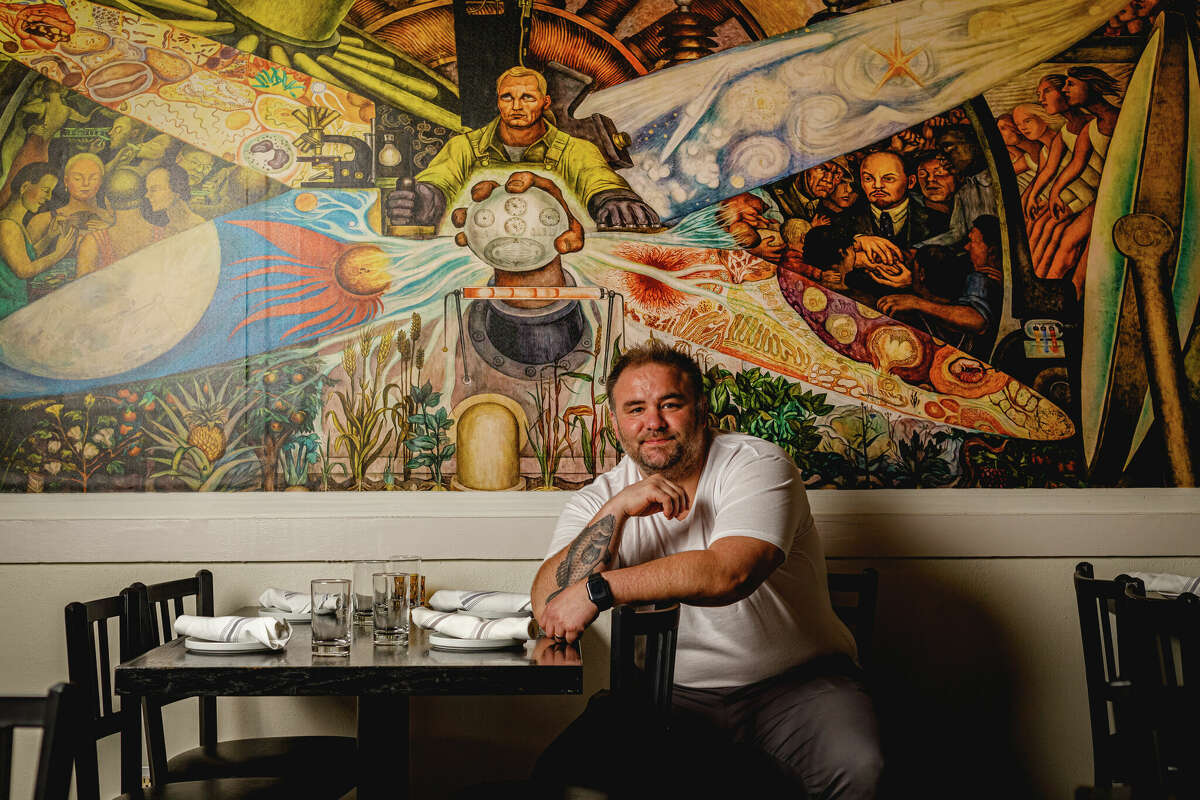 Los Charros Cantina reopens at new Branford location