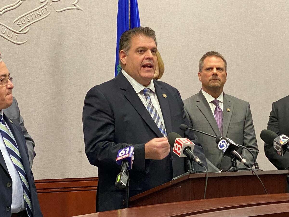 Releasing balloons in Connecticut could become illegal