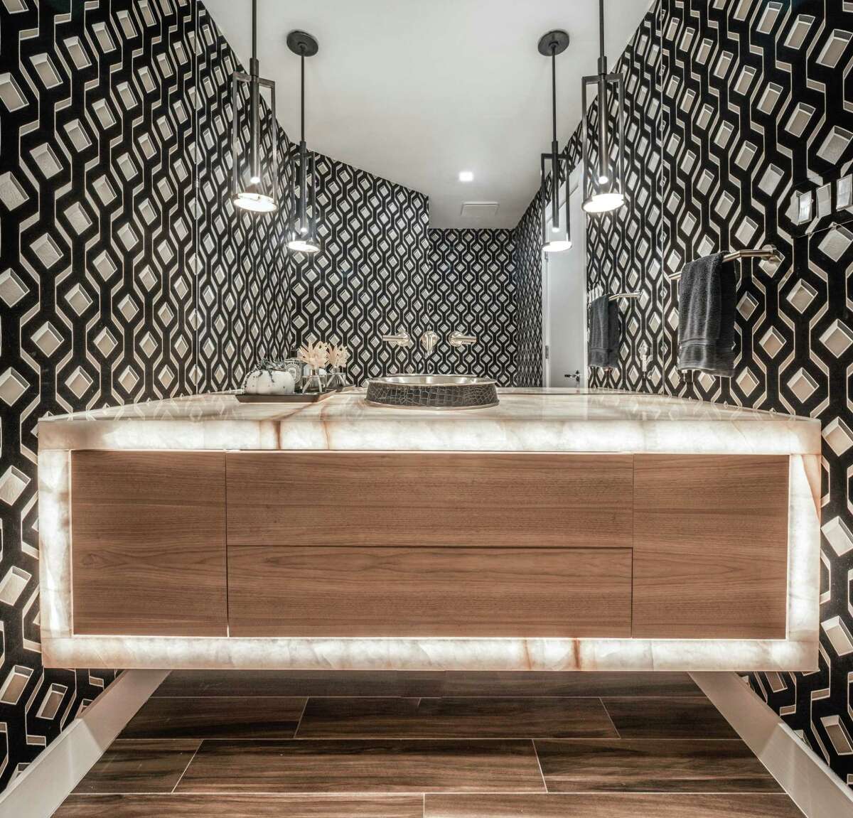 2-year renovation transforms real estate investor's Galleria penthouse