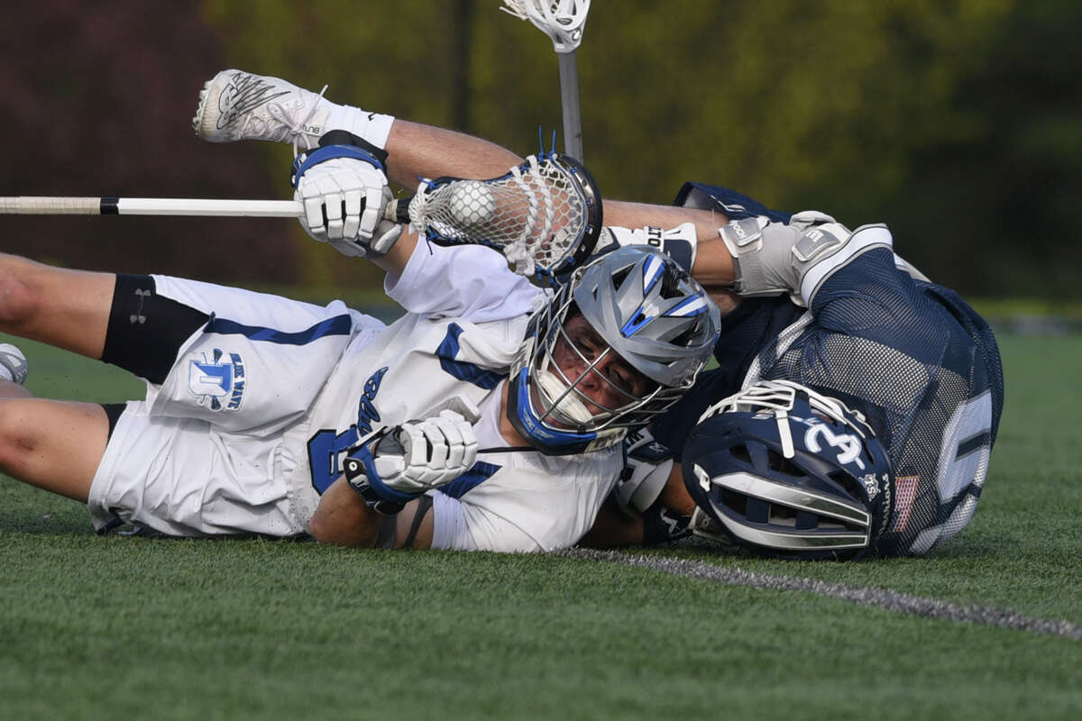 Darien boys overcomes Wilton on Ben Bilodeau's late goal