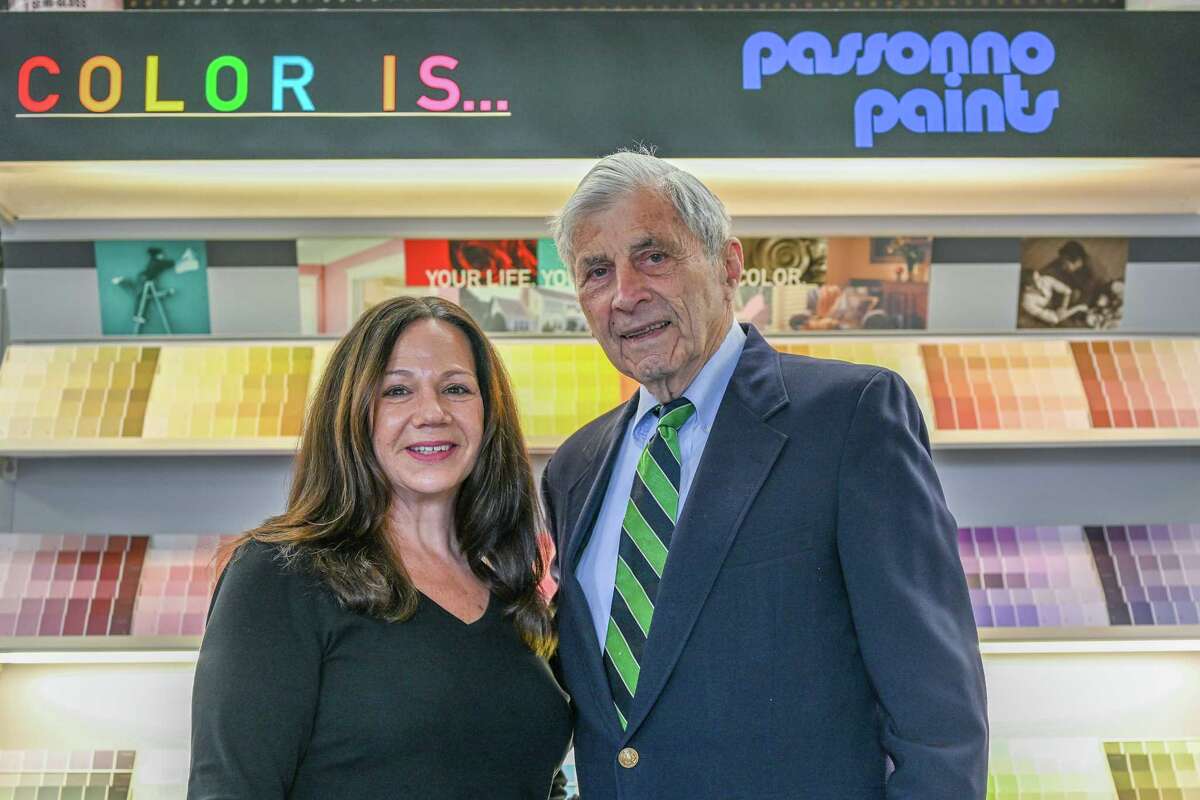 New York businesspeople watch taxes, regulation, not politics