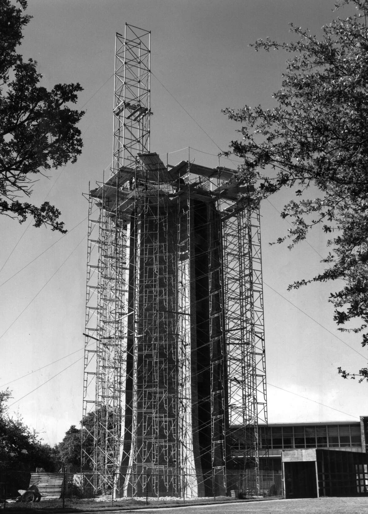 Facts about Trinity University's iconic bell tower in San Antonio