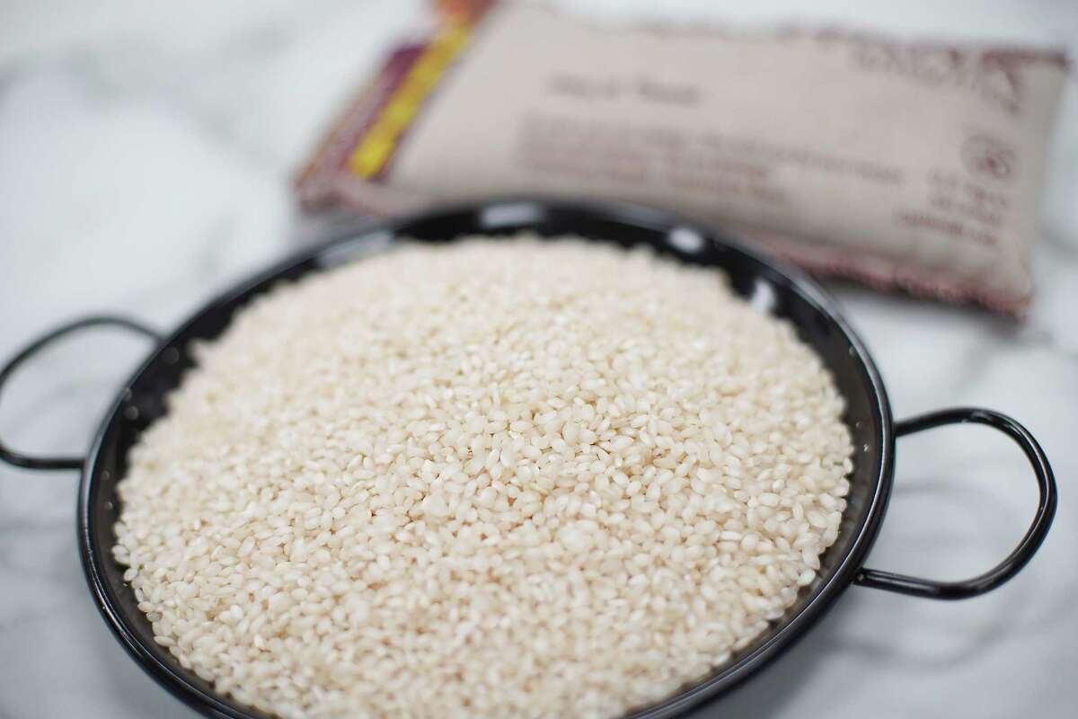 How to make the perfect Spanish paella, in honor of Queen Sofia