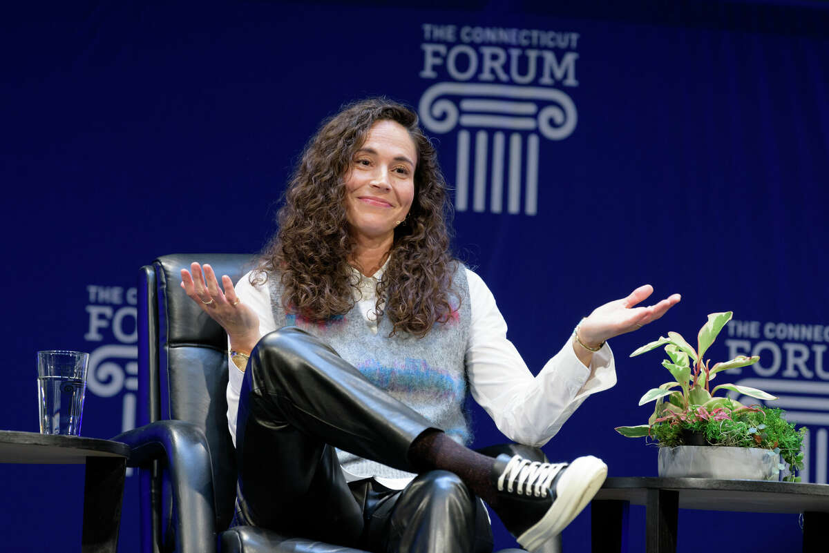 UConn legends Sue Bird, Geno Auriemma have differing views of NIL