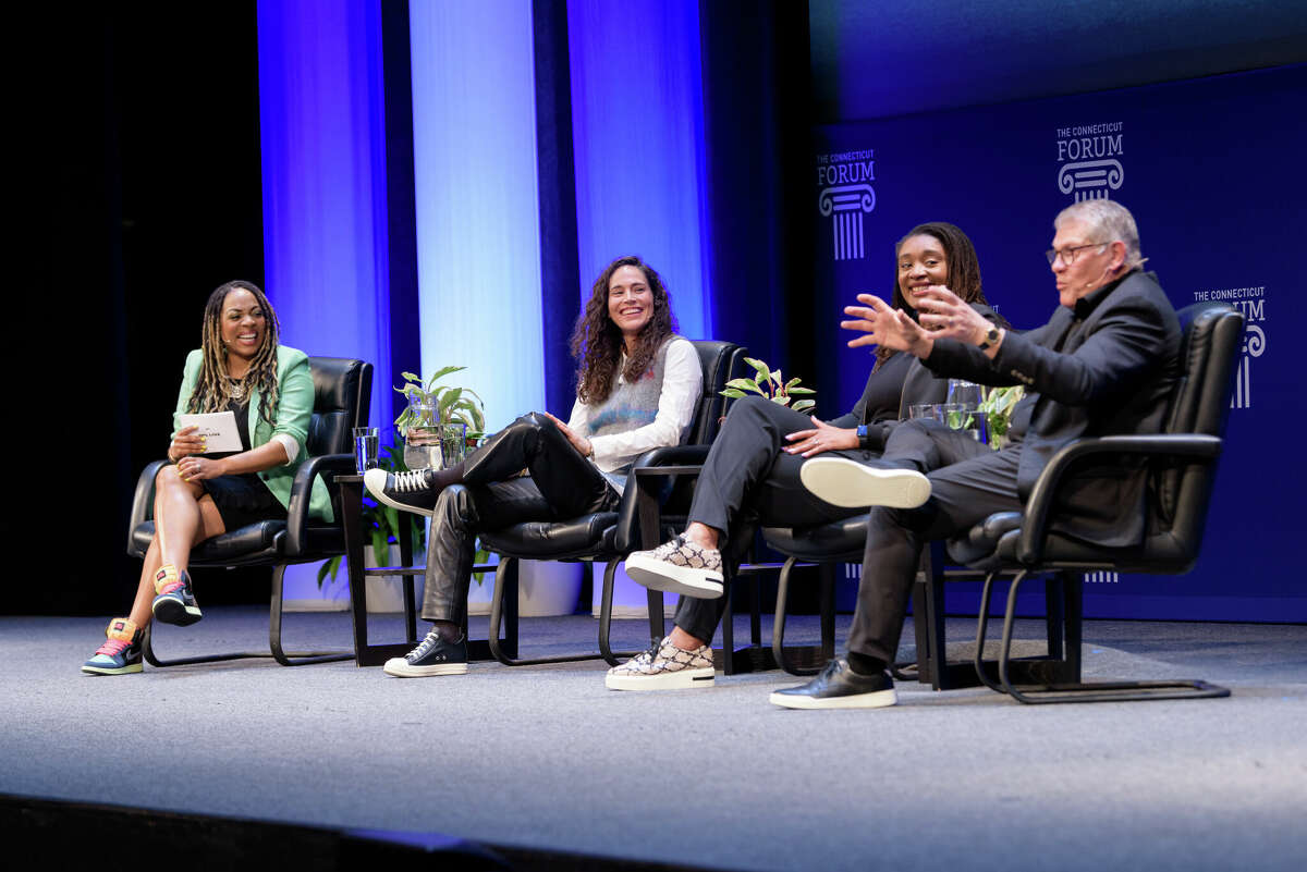 UConn legends Sue Bird, Geno Auriemma have differing views of NIL