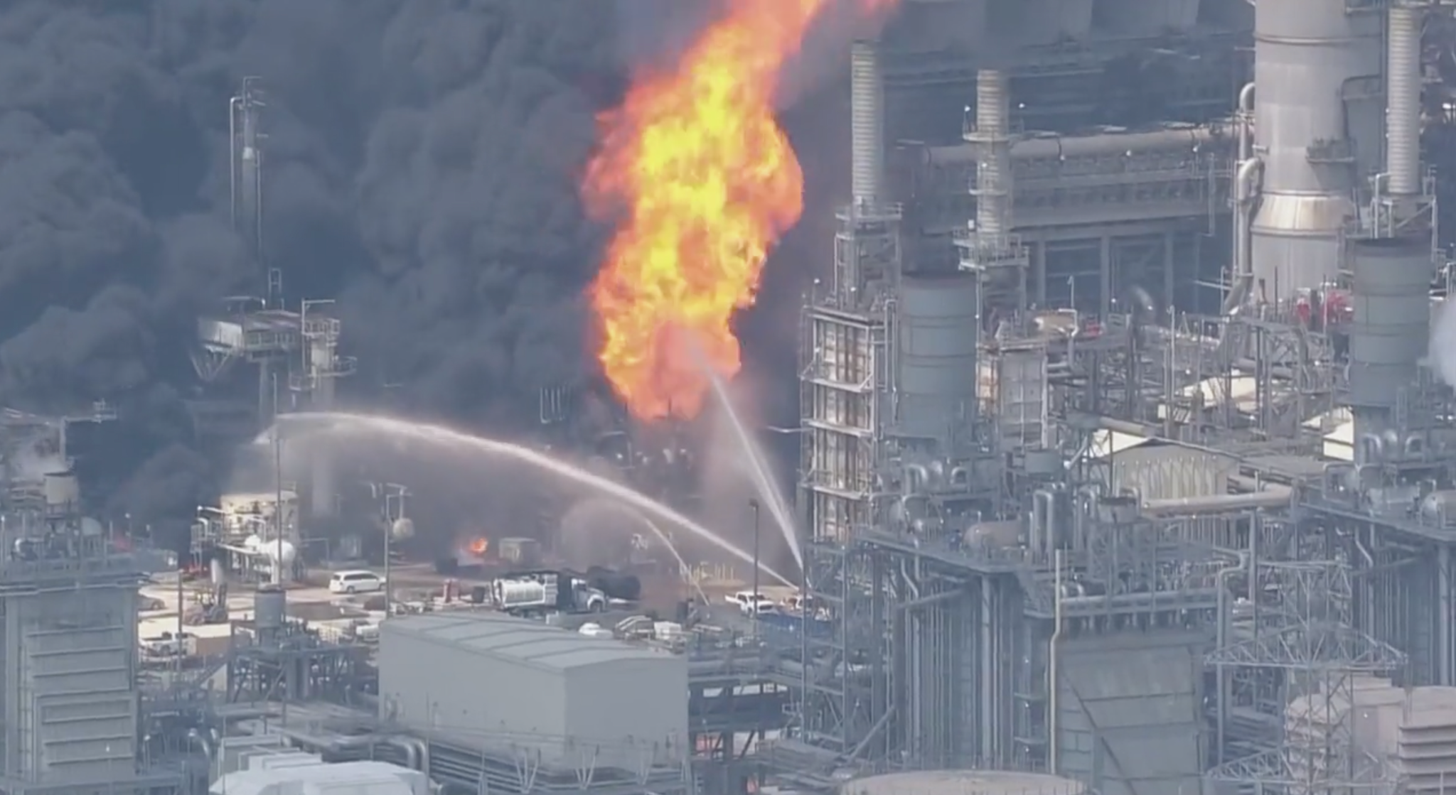 Fire at Houston-area Shell facility has been extinguished