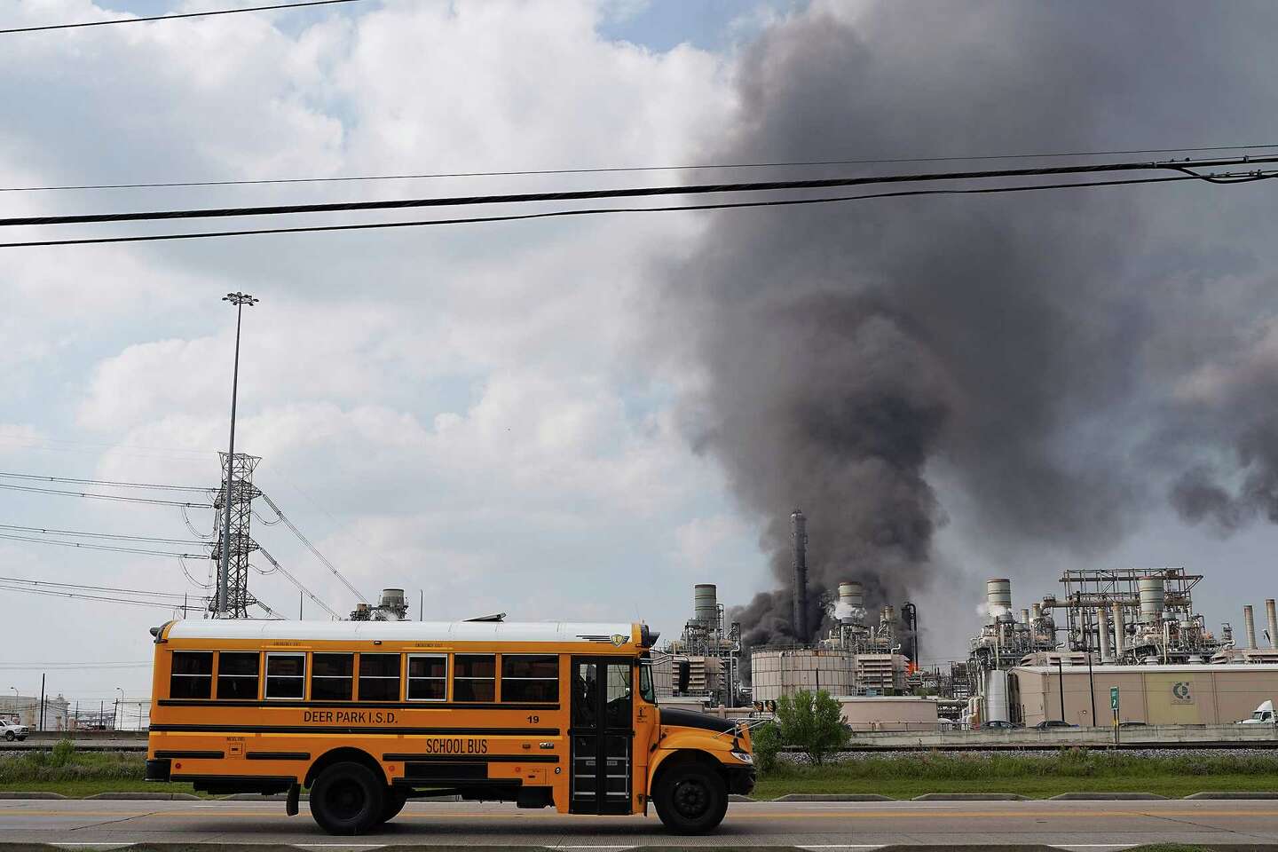Deer Park Shell chemical plant fire still burning after reigniting