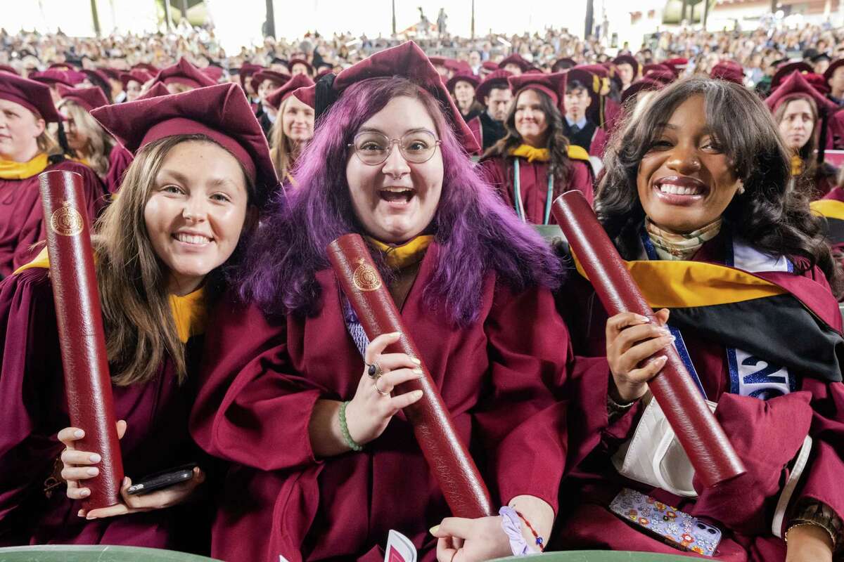 Albany Medical College awards degrees