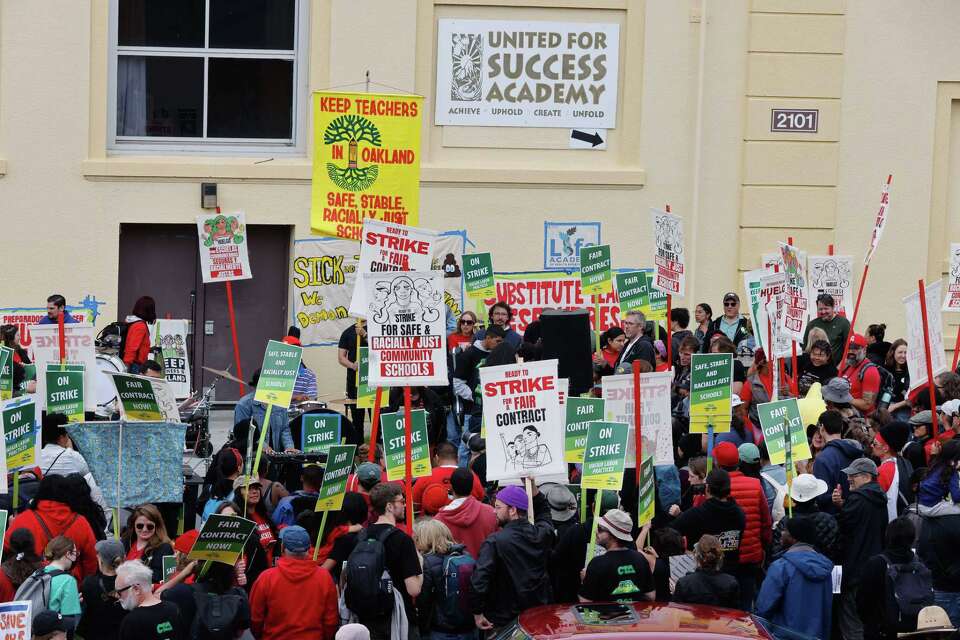 OUSD strike: Teachers union wants ‘common good’ issues in deal