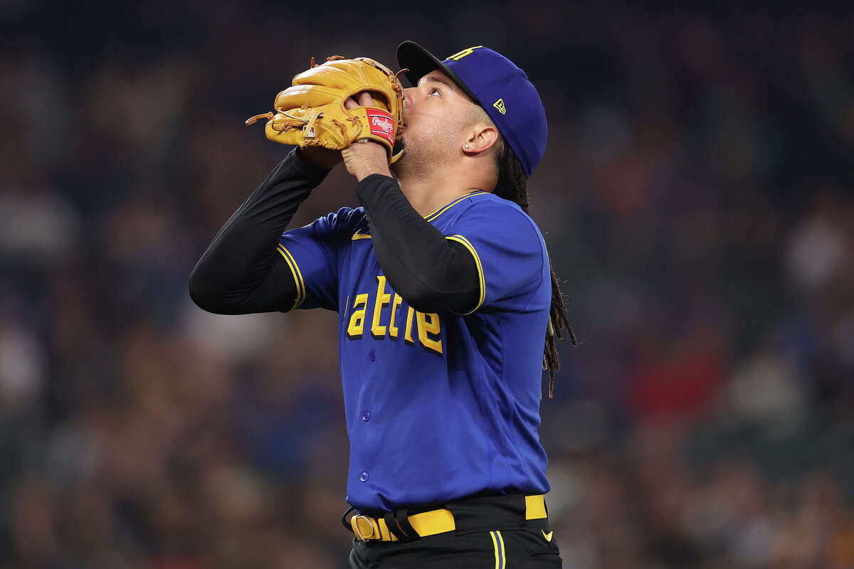 Kyle Tucker lifts Houston Astros past Seattle Mariners in opener