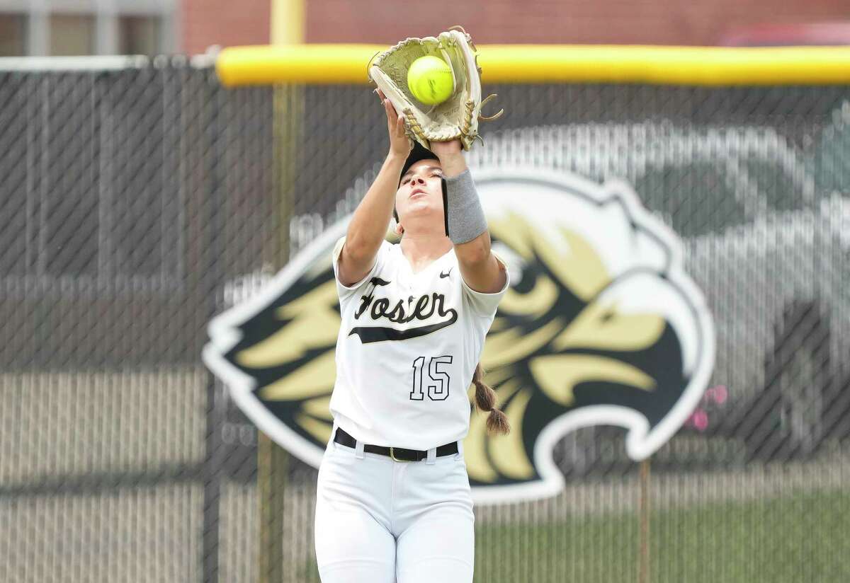 Foster softball sweeps doubleheader, eliminates Crosby