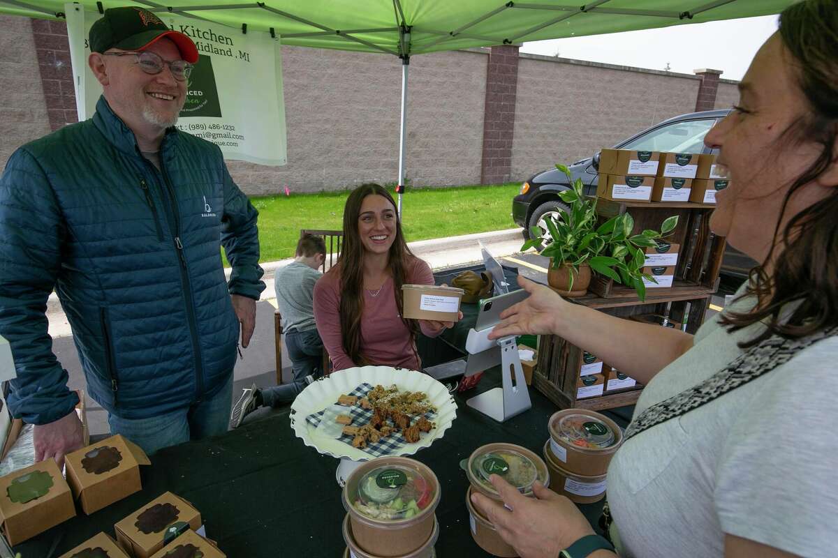 Midland Area Farmers Market opens for season outside Dow Diamond