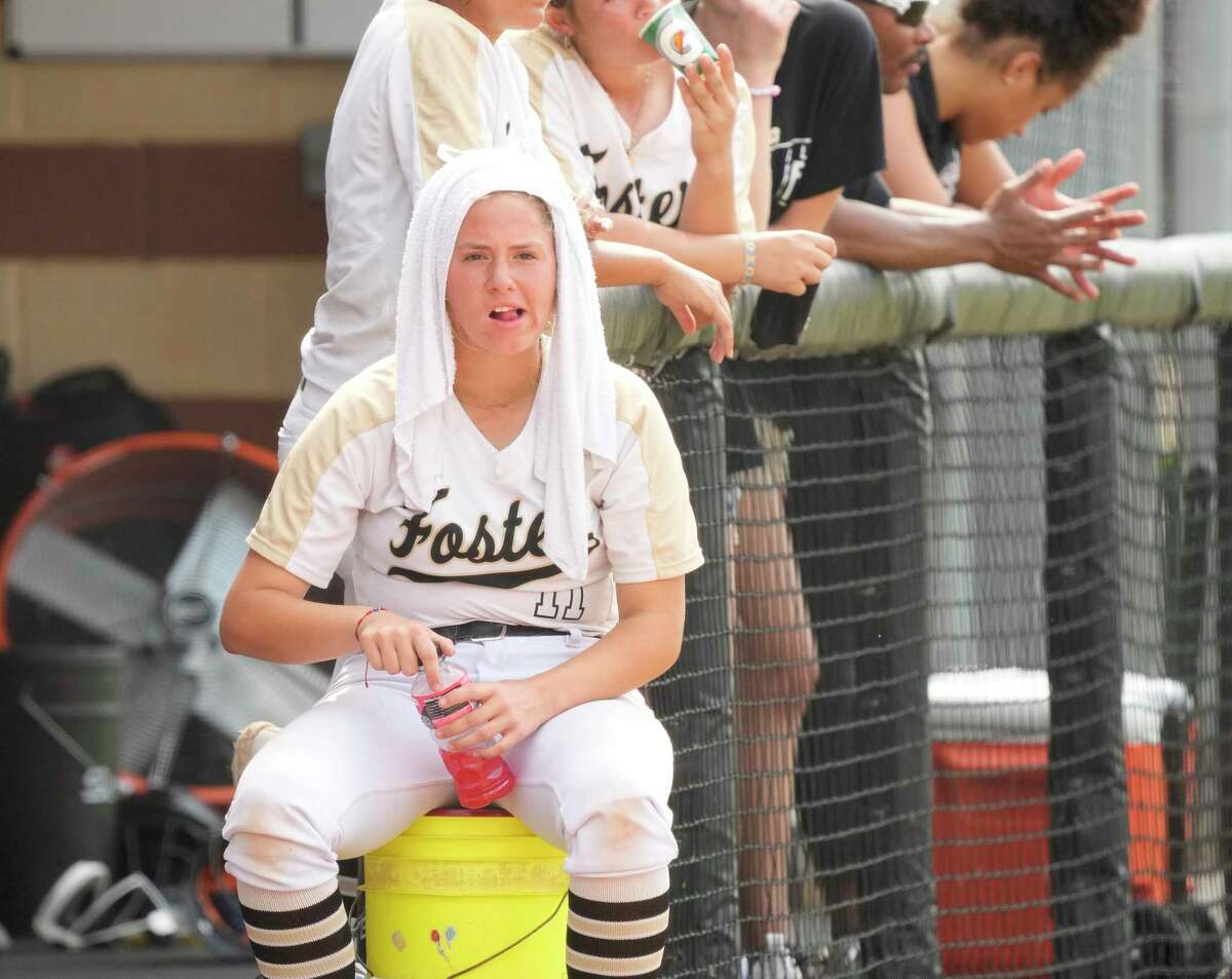 Foster softball sweeps doubleheader, eliminates Crosby