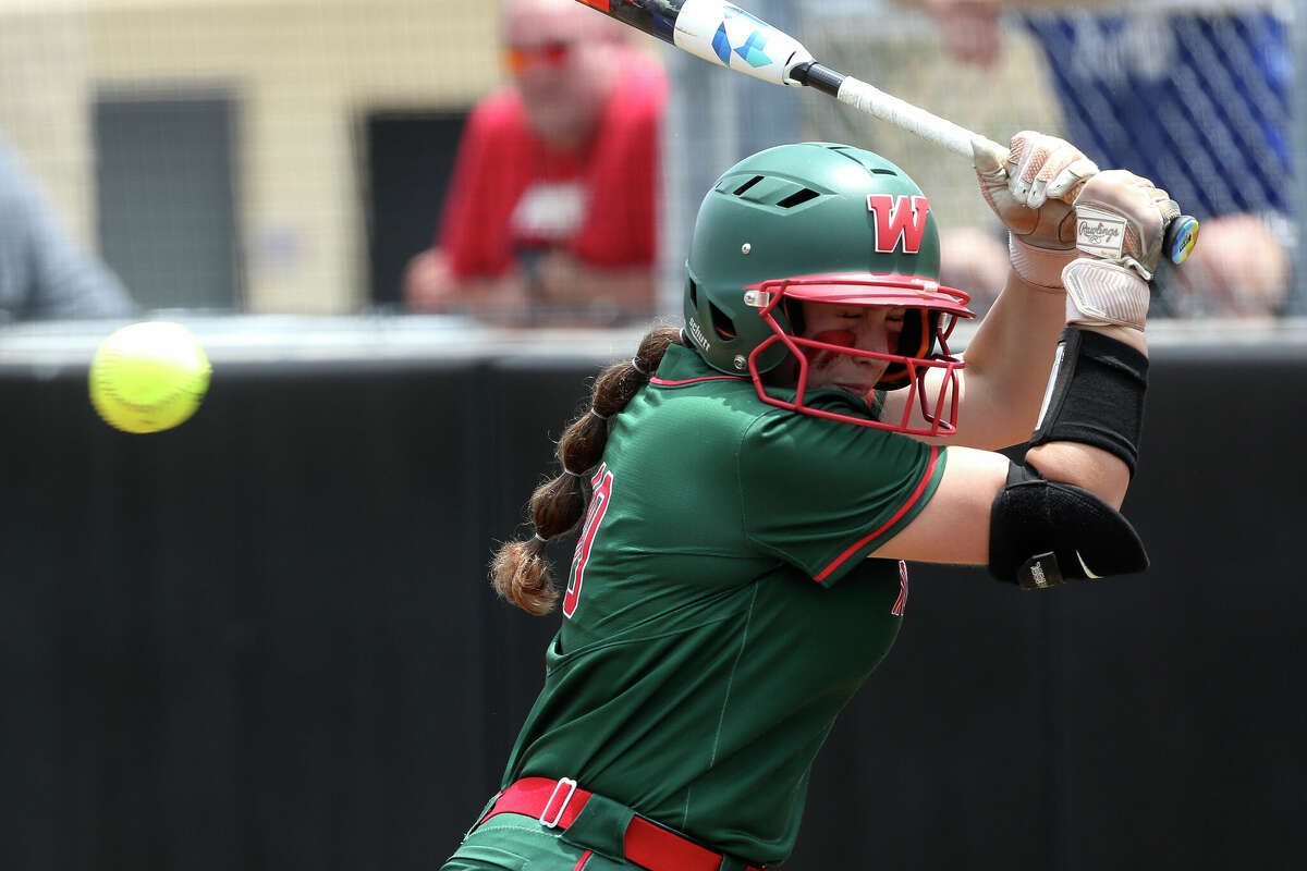 Klein Collins takes area round Game 3 win over The Woodlands